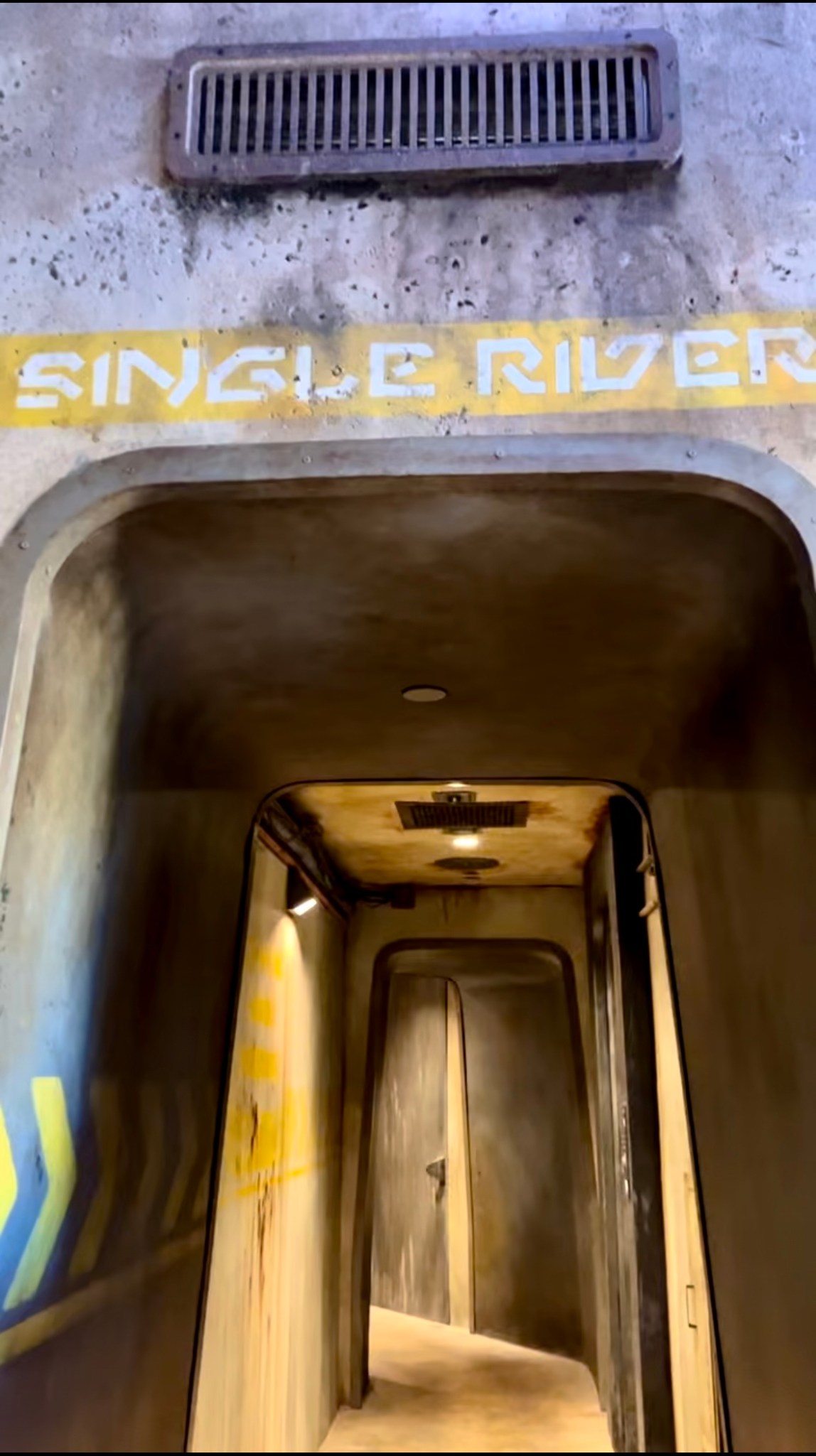 Secret to Getting on Disney Attractions Without Waiting in Line ...