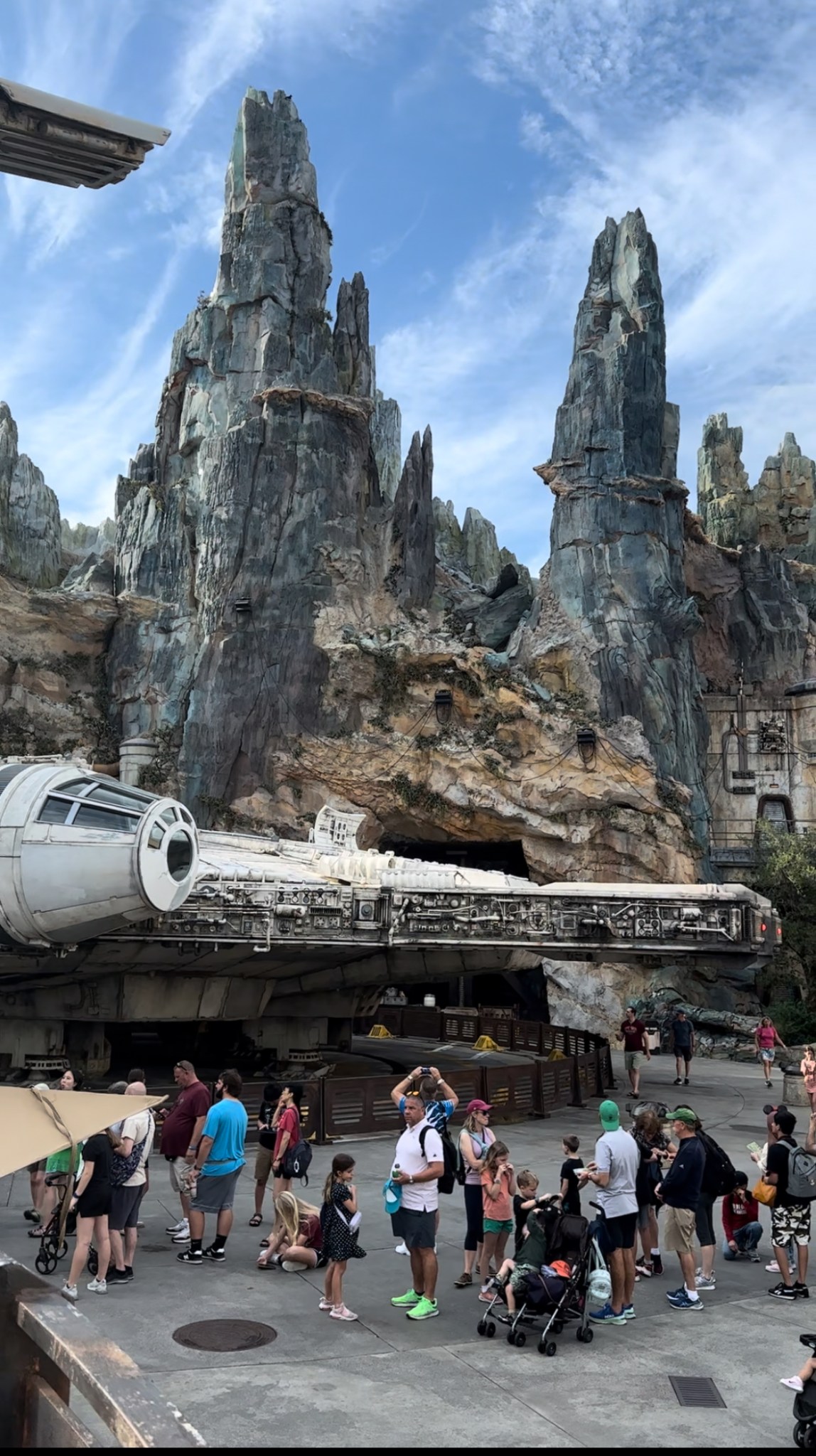 Secret to Getting on Disney Attractions Without Waiting in Line ...